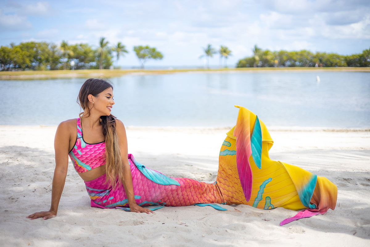 Miami GalleryTail – Cape Cali